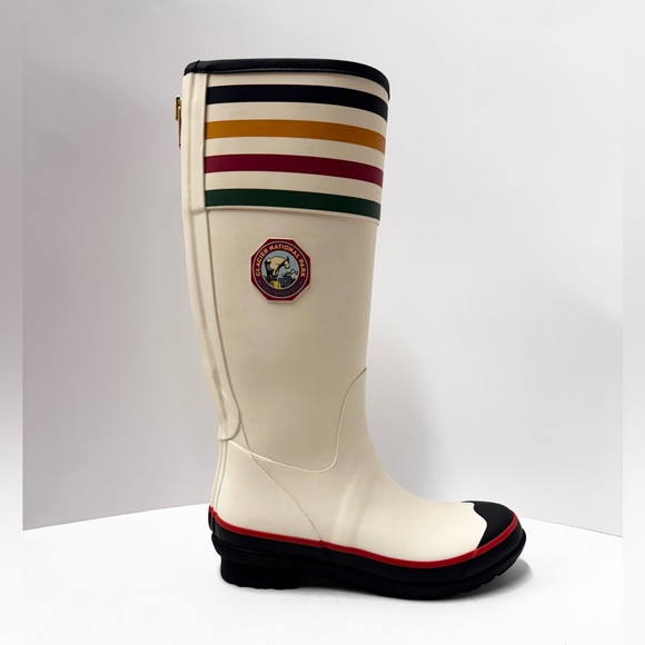 Pendleton | Shoes | Pendleton Heritage Tall 6 Inch Glacier White New ...